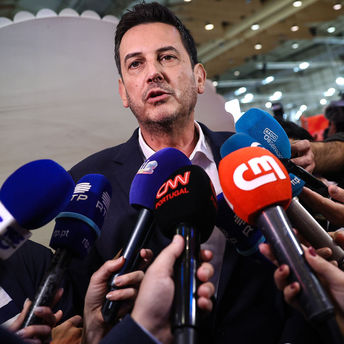 Rui Rocha faz tudo pela mulher, vítima de cancro - Estrelas - TVGUIA