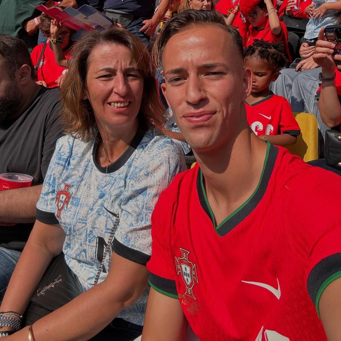 Euro'2024: João Félix com apoio especial nas bancadas - Estrelas - TVGUIA